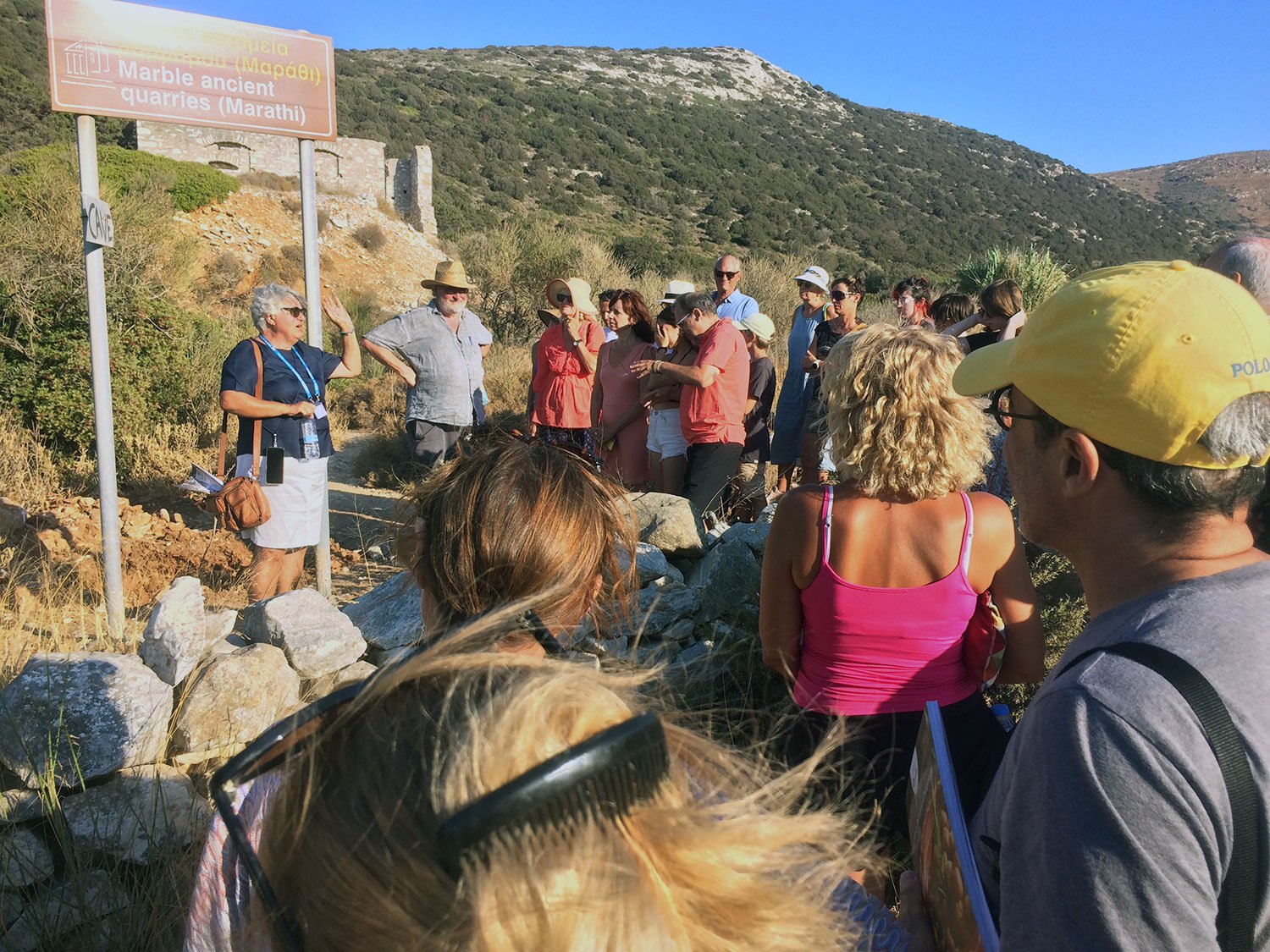 Guided visit of the area of the ancient quarries